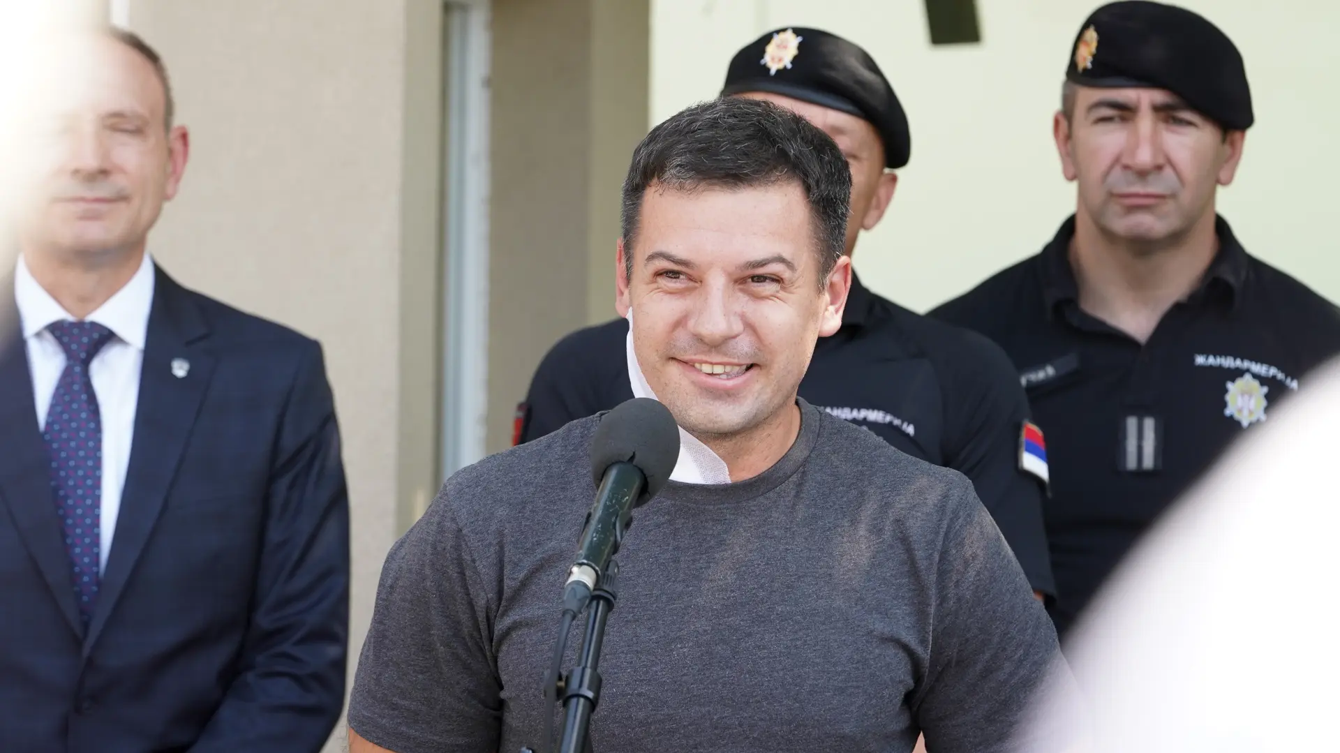 Žandarm Jevremović detaljno opisao napad vehabije: Strela se zaustavila 2 mm od arterije, nije ...