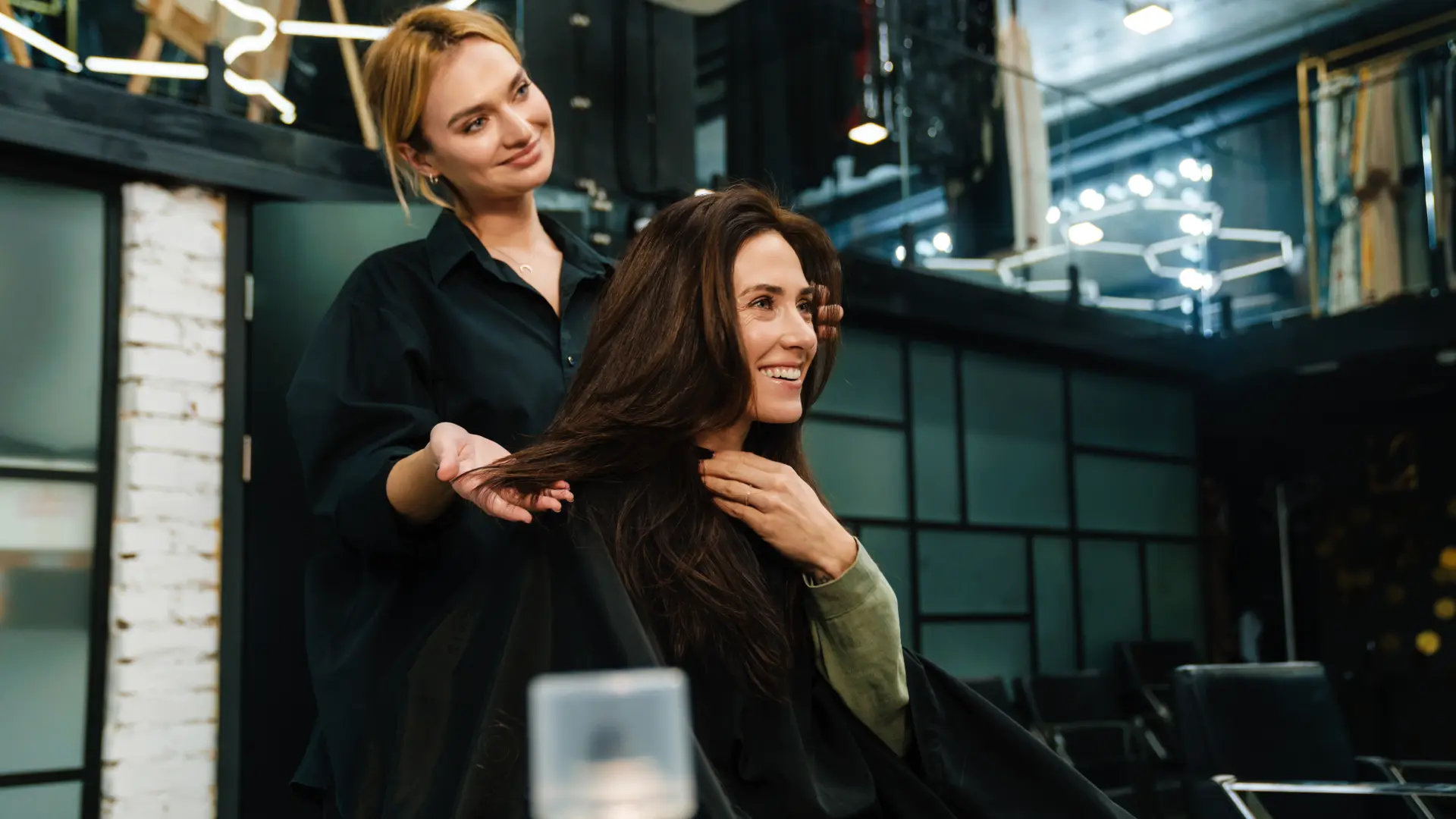 Frizeri objasnili šta se najviše isplati: Koja frizura je najlakša za ...