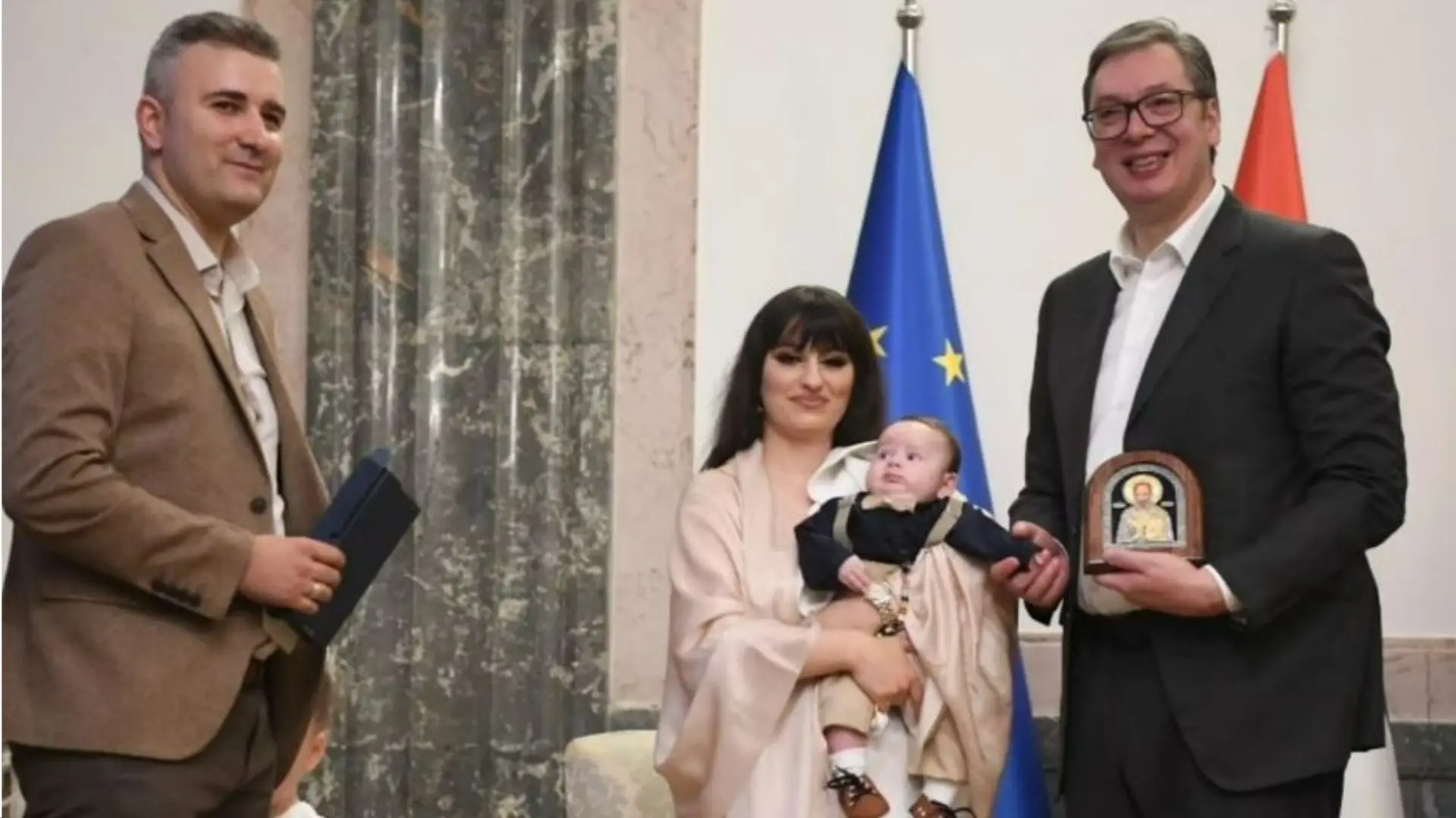 Porodica Janković sa KiM u poseti predsedniku: Lazar rođen kao ...