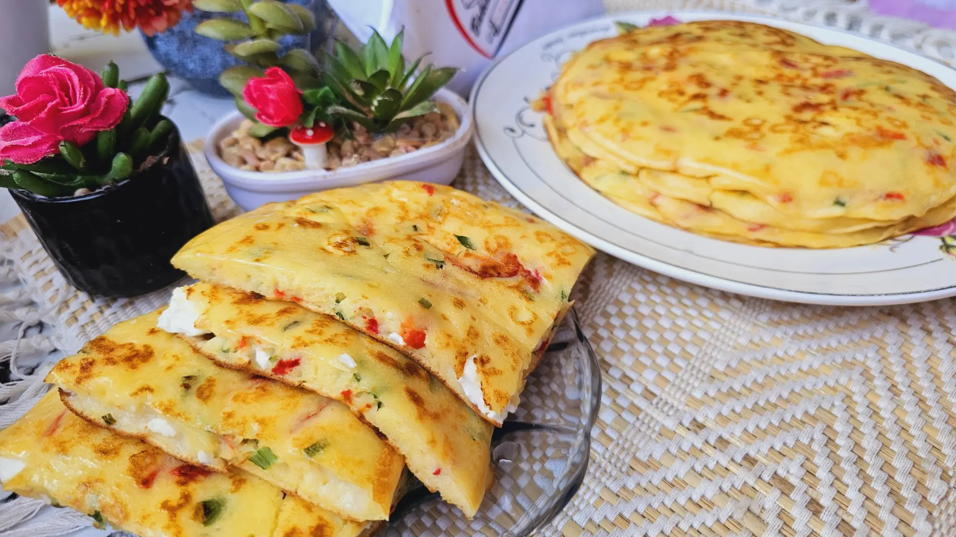 Slane palačinke po bakinom receptu: Kombinacija sira i paprike će vas ...