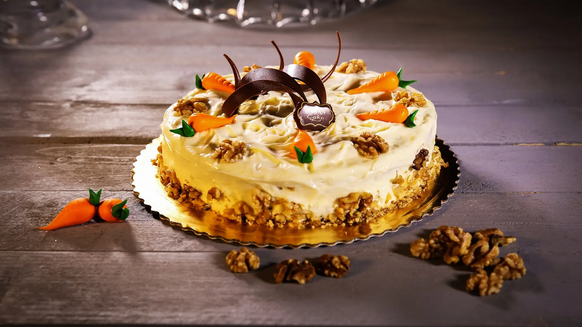 Posni kolač od šargarepe: Brzinski dezert koji postaje čaroban uz jedan ...