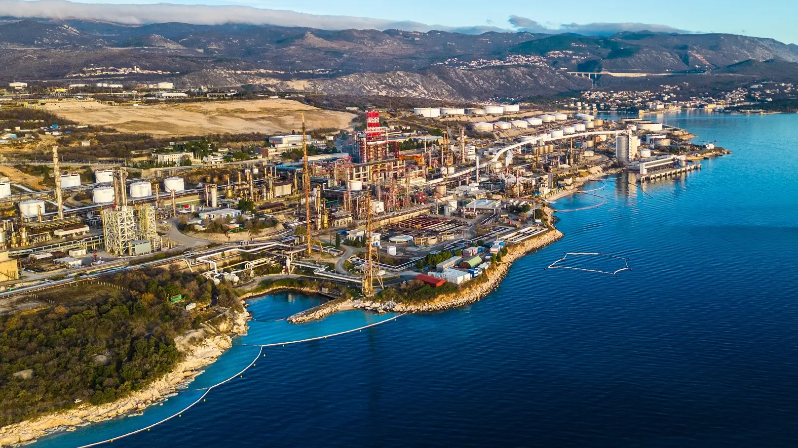 Najveće ulaganje u istoriji: INA završava modernizaciju rafinerije u ...